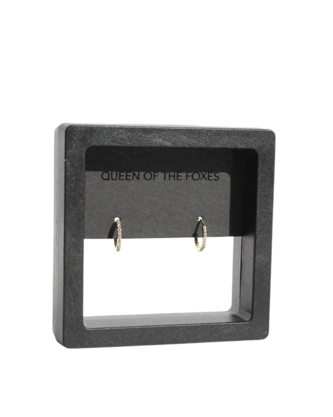 Queen of the Foxes Earings Huggie Sleeper Petite Fine – Chambers